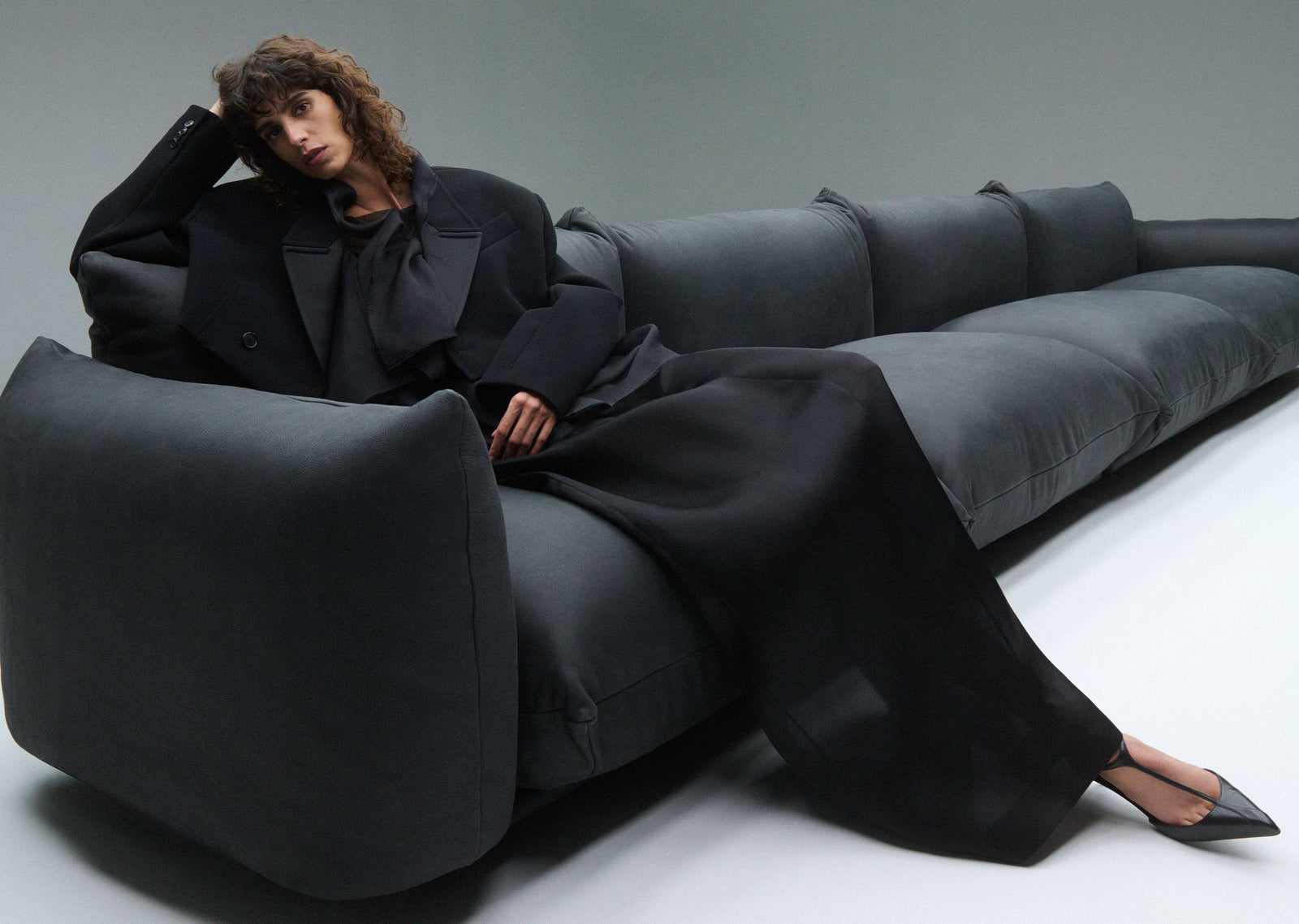 Khaite Official Website – KHAITE