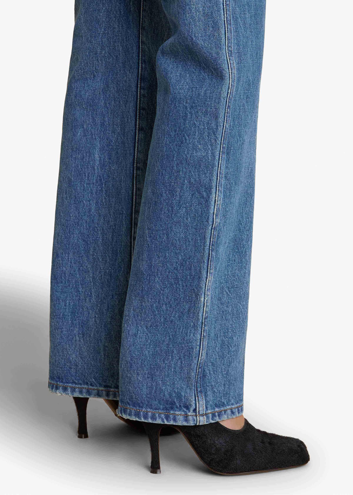 Danielle Stretch Jean in Boone – KHAITE