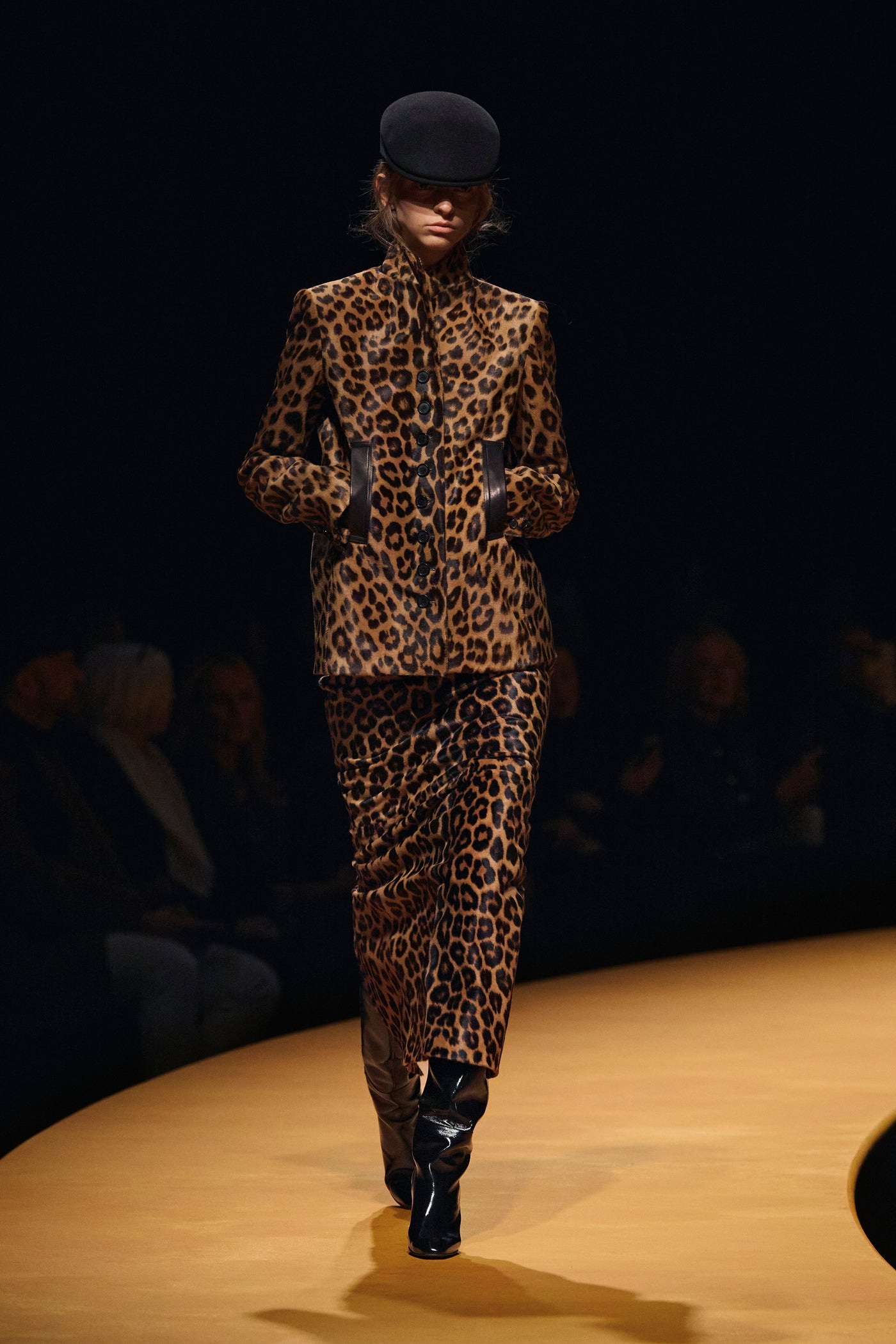 Fall/Winter 2025 Runway – KHAITE