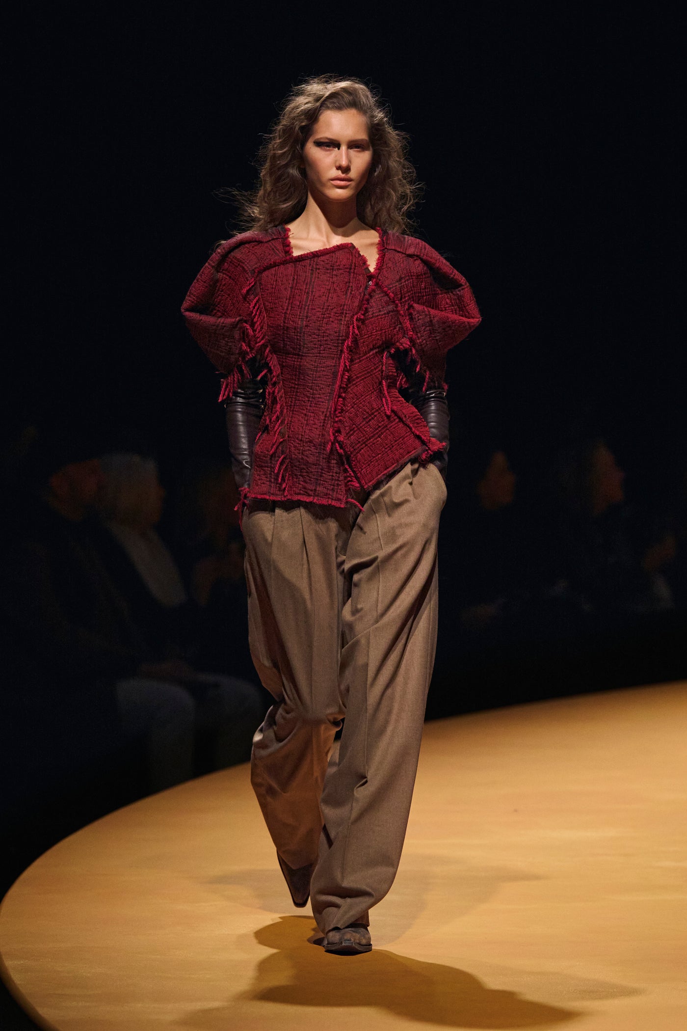 Fall/Winter 2025 Runway – KHAITE