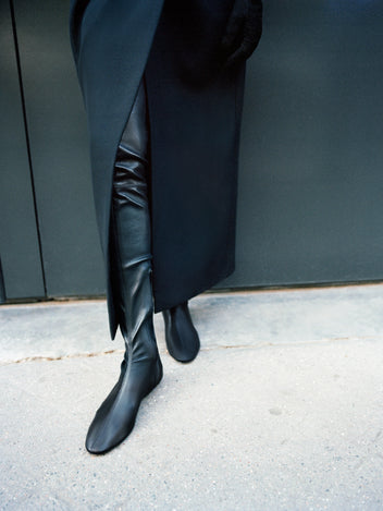 Apollo Over-the-Knee Flat Boot in Black Leather – KHAITE